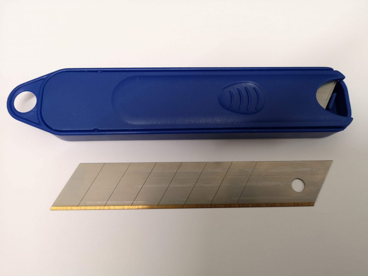 18mm tin coated snap off Blades - Blades And Knives Direct